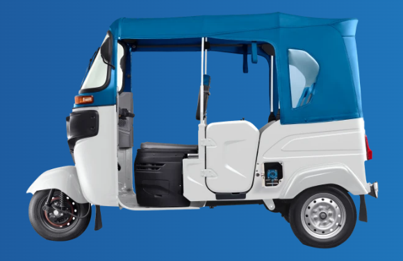Bajaj EV RE E-TEC 9.0 - Check Price, Mileage & Specs | EMI ₹32,893*